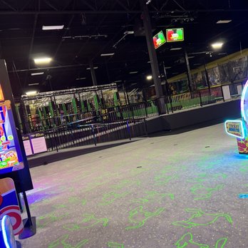 LAUNCH - DEARBORN - Updated December 2025 - 40 Photos & 14 Reviews ...