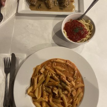DI NAPOLI ITALIAN RESTAURANT - Updated July 2024 - 142 Photos & 217 ...