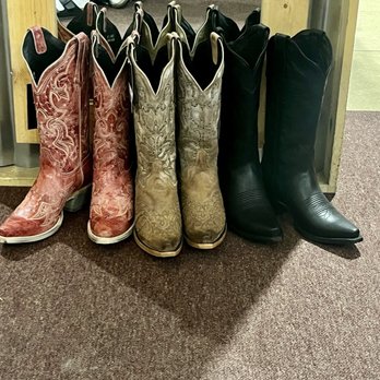 BOOT FACTORY OUTLET - Updated December 2025 - 41 Photos & 38 Reviews ...