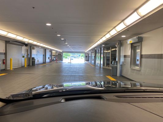 MOORE CADILLAC CHANTILLY - Updated October 2025 - 34 Photos & 181 ...