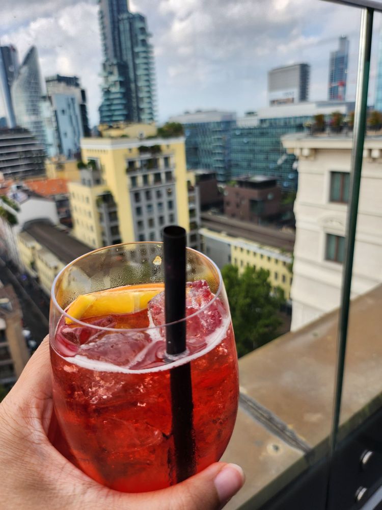 RADIO ROOFTOP BAR - Updated January 2025 - Via Marco Polo 18, Milano ...