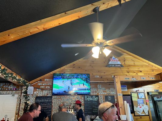 108 ALE HOUSE - Updated April 2025 - 126 Photos & 124 Reviews - 108 ...