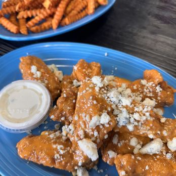 WINGMAN BY BLUE 42 - Updated October 2025 - 24 Photos & 18 Reviews ...