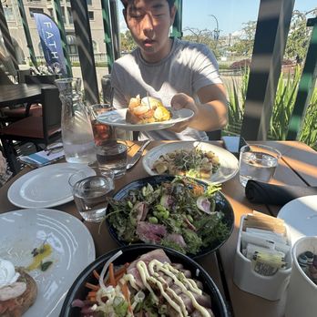 FATHOM - Updated October 2025 - 130 Photos & 34 Reviews - 463 ...