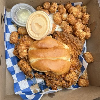 BERWYN CHICKEN - Updated December 2024 - 33 Photos & 33 Reviews - 7021 ...