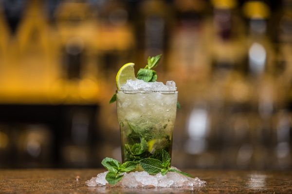 NEBE COCKTAIL & MUSIC BAR VÁCLAVSKÉ NÁMĚSTÍ - Updated October 2025 - 29 ...