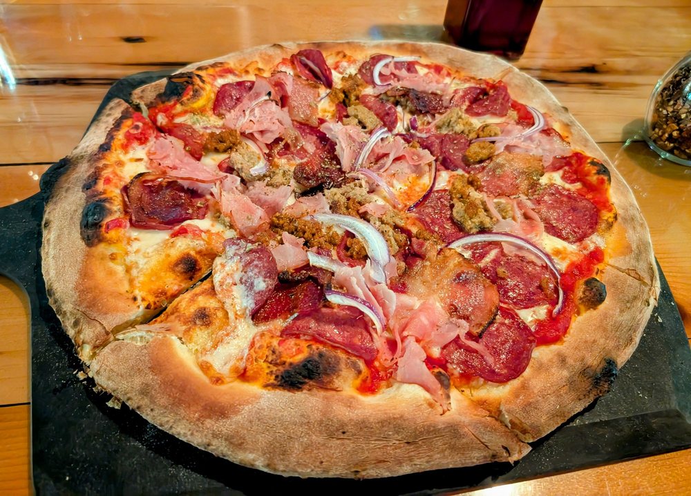 CRUST & CRATE - Updated January 2026 - 15 Photos - 1 - 5112 Kanata ...