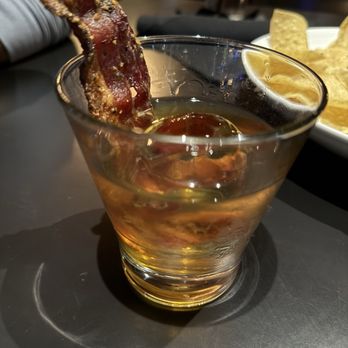 NONA BLUE MODERN TAVERN - Updated August 2025 - 970 Photos & 999 ...