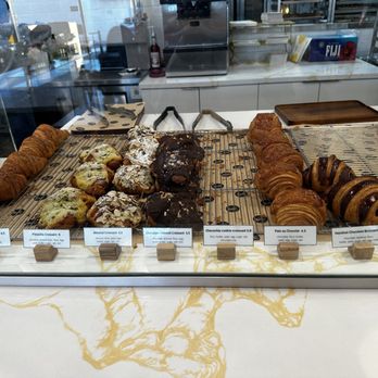 BAG OF CAKES - Updated November 2024 - 1573 Photos & 507 Reviews - 1964 ...