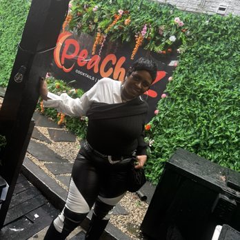 PEACHEZ - Updated February 2025 - 42 Photos & 27 Reviews - 2553 ...