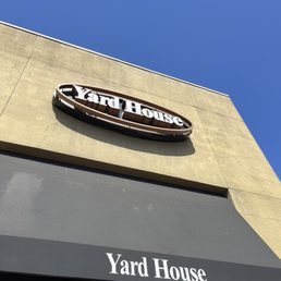 YARD HOUSE - Updated October 2025 - 1628 Photos & 1258 Reviews - 90 El ...