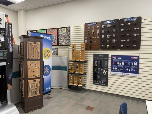 ANDERSON LOCK - Updated December 2025 - 44 Photos & 40 Reviews - 850 E ...