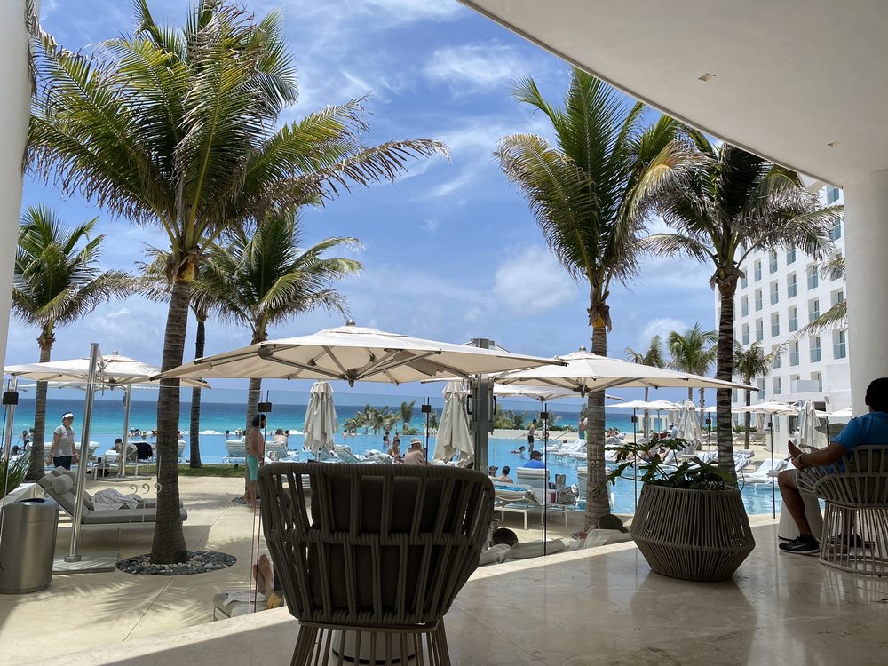 LE BLANC LOBBY BAR - Updated May 2024 - Cancún, Quintana Roo, Mexico ...