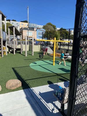MERCED HEIGHTS PLAYGROUND - Updated November 2025 - 18 Photos & 10 ...