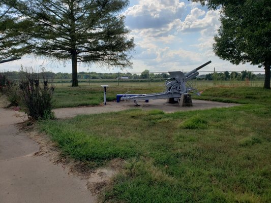 MUSKOGEE WAR MEMORIAL PARK - Updated August 2025 - 36 Photos - 3500 ...