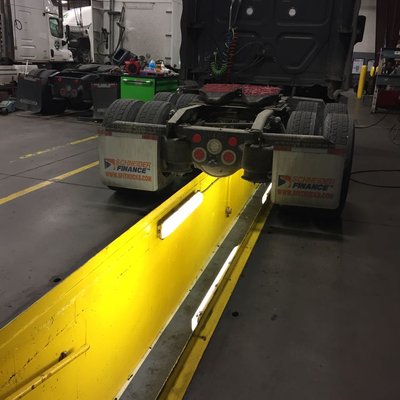 FYDA FREIGHTLINER COLUMBUS - Updated December 2025 - 17 Photos & 12 ...