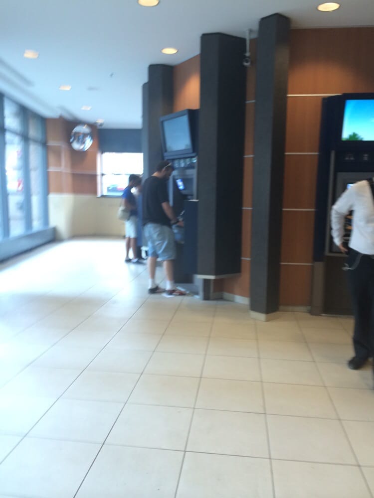 RBC BANQUE ROYALE - Updated October 2024 - 2157 Rue Guy, Montréal ...