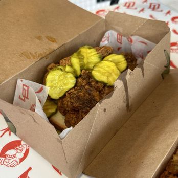 DOWNLOW CHICKEN SHACK - Updated November 2025 - 472 Photos & 296 ...