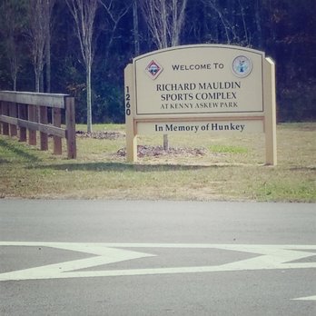 RICHARD MAULDIN PARK - Updated January 2026 - 11 Photos - 1260 Univeter ...