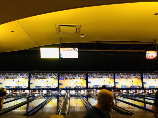 10PIN BOWLING LOUNGE - 134 Photos & 349 Reviews - Bowling - 330 N State ...