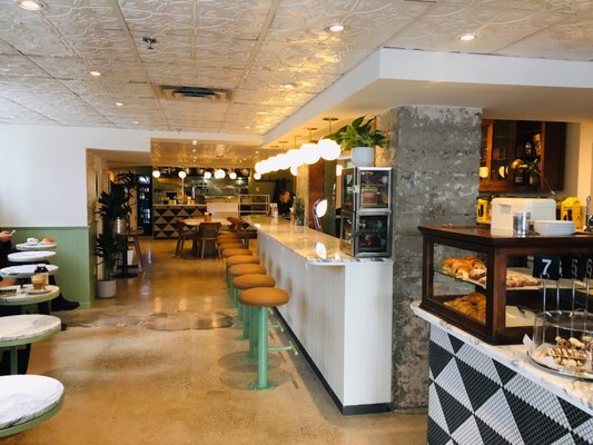 PARMA CAFÉ - Updated March 2025 - 13 Photos - 505 Rue de la Gauchetière ...