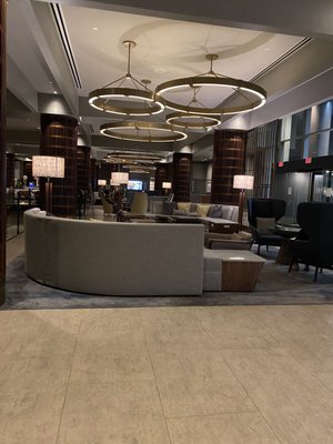 CROWNE PLAZA ATLANTA PERIMETER AT RAVINIA - Updated March 2025 - 273 ...