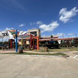 EL REFU - Updated October 2025 - 122 Photos & 93 Reviews - 17111 ...