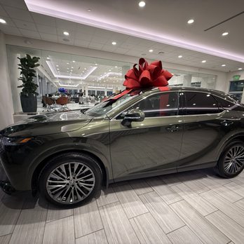 DARCARS LEXUS OF SILVER SPRING - Updated December 2025 - 108 Photos ...