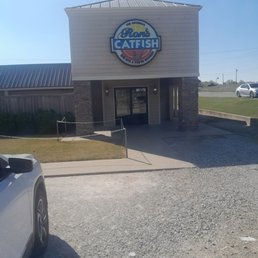 RON’S CATFISH - Updated July 2025 - 42 Photos & 61 Reviews - 3213 Dan ...