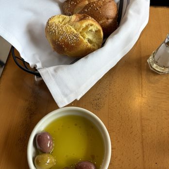 GUSTO WOODFIRED PIZZA - Updated March 2025 - 58 Photos & 39 Reviews ...