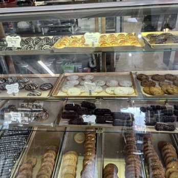 SUN-N-BUNS BAKERY & ESPRESSO BAR - Updated August 2025 - 320 Photos ...