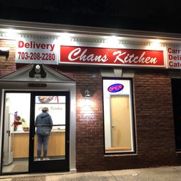 CHANS KITCHEN - Updated December 2025 - 82 Photos & 104 Reviews - 2240 ...