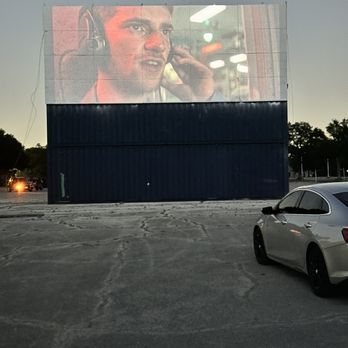 MOONSTRUCK DRIVE-IN - Updated June 2024 - 85 Photos & 56 Reviews - 100 ...