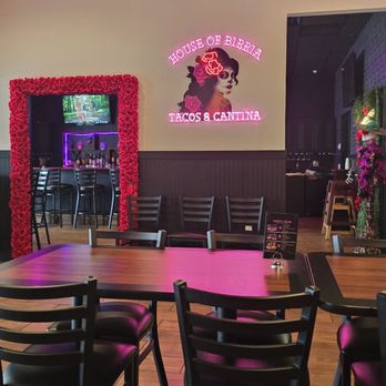 HOUSE OF BIRRIA - Updated March 2025 - 39 Photos & 17 Reviews - 125 ...