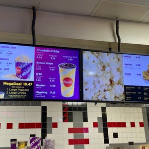 MEGAPLEX THEATRES AT JORDAN COMMONS - 123 Photos & 186 Reviews - 9335 S ...