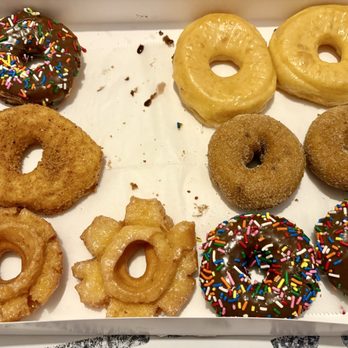 WHAT THE FLUFF DONUTS - Updated October 2025 - 17 Reviews - 87 Amherst ...