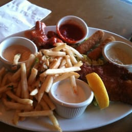 HI DIVE - Updated May 2025 - 287 Photos & 595 Reviews - Pier 28 1/2 ...