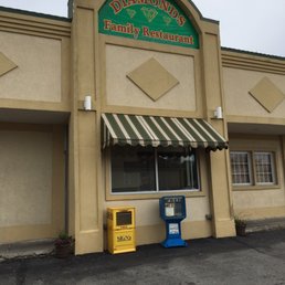 DIAMOND’S FAMILY RESTAURANT - Updated May 2025 - 132 Photos & 100 ...