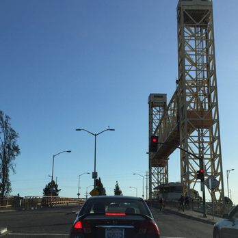 FRUITVALE BRIDGE - Updated December 2025 - 28 Photos - Tilden Way ...