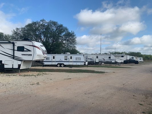 BIG OAK RV PARK - Updated July 2025 - 2261 US-90, Castroville, Texas ...