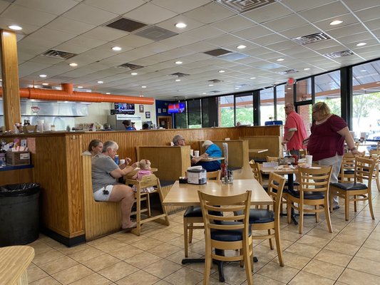 RIVERSIDE NORTH - Updated January 2026 - 41 Photos & 54 Reviews - 1770 ...