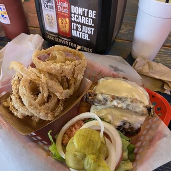 THE GREASE MONKEY - Updated August 2024 - 230 Photos & 433 Reviews ...