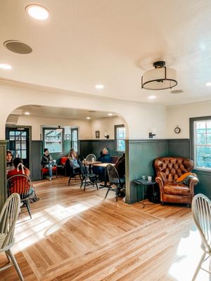 LYRICS CAFE - Updated June 2026 - 45 Photos & 45 Reviews - 808 E ...