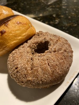 SUZY JO DONUTS - Updated March 2025 - 30 Photos & 36 Reviews - 205 ...