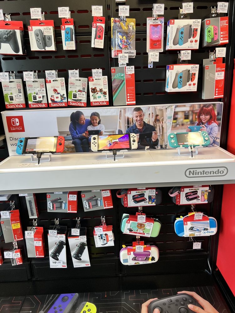 GAMESTOP - Updated July 2024 - 29 Photos & 26 Reviews - 1735 W Craig Rd ...