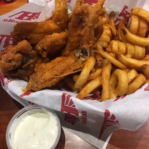 WINGHOUSE BAR & GRILL - 128 Photos & 138 Reviews - Chicken Wings - 2640 ...