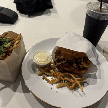 BUFFBURGER - Updated January 2025 - 521 Photos & 642 Reviews - 1014 ...