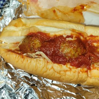 CLARO’S ITALIAN MARKETS - Updated 05/2025 - 669 Photos & 938 Reviews ...