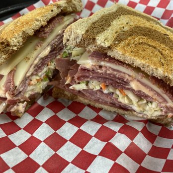 OLIVER’S DELI - Updated April 2025 - 82 Photos & 153 Reviews - 6602 ...
