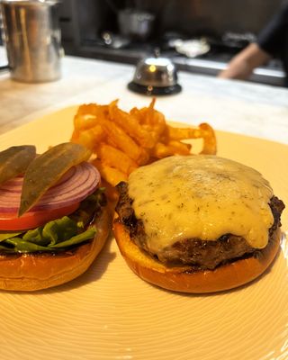 THE WALNUT TAVERN BAR & GRILL - 52 Photos & 35 Reviews - 1508 Walnut St ...